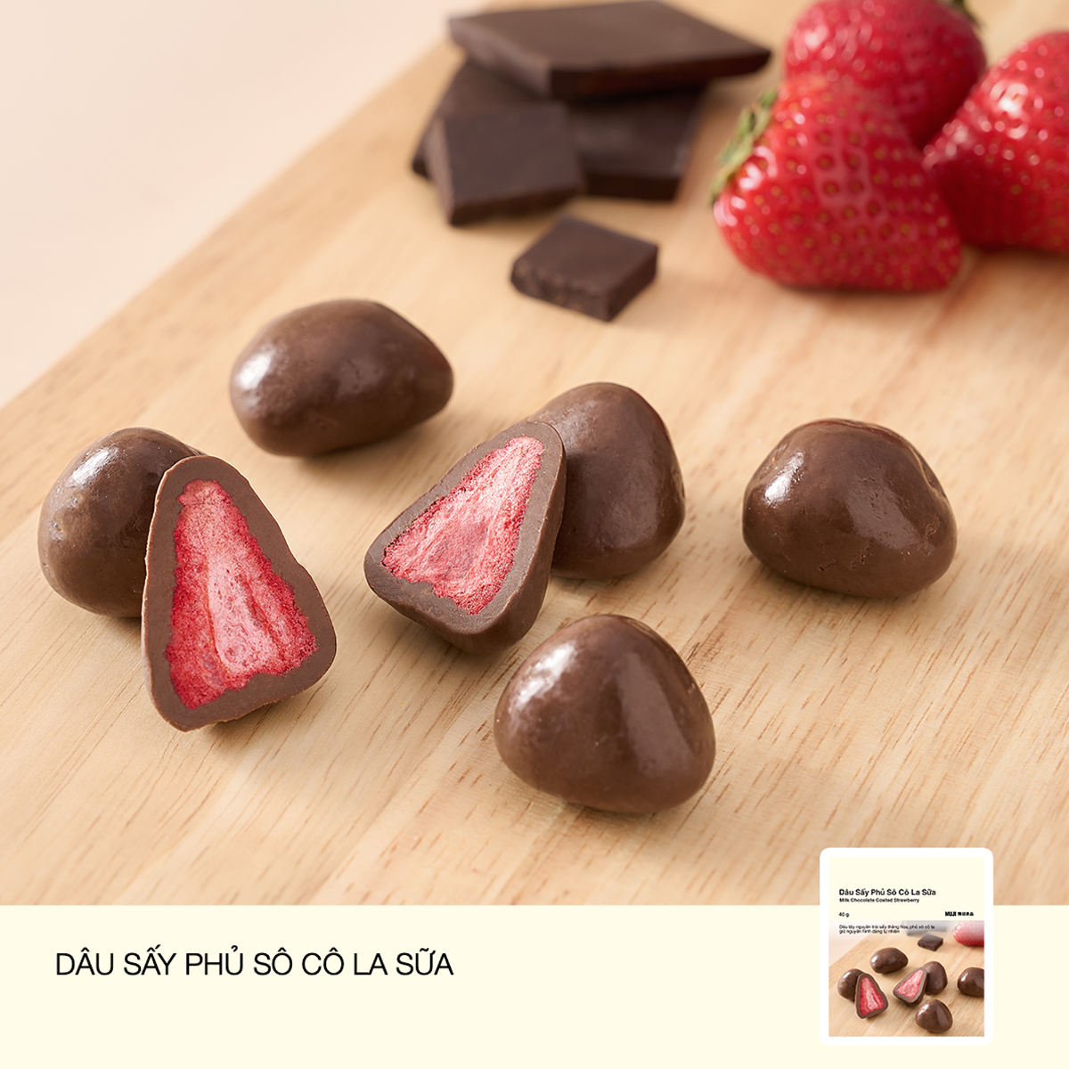 MUJI Milk Chocolate Coated Strawberry