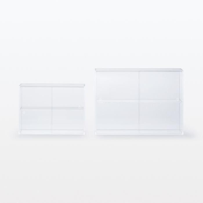 Acrylic Display Case With Sliding Doors / L
